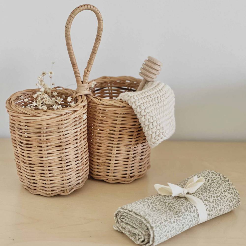 Panier en rotin avec anse de Madam Stoltz | Scandimag Déco