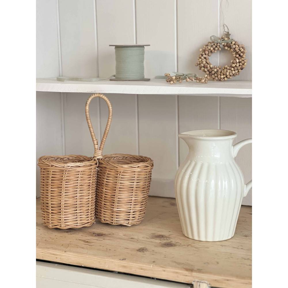 Panier en rotin avec anse de Madam Stoltz | Scandimag Déco - LA MAISON