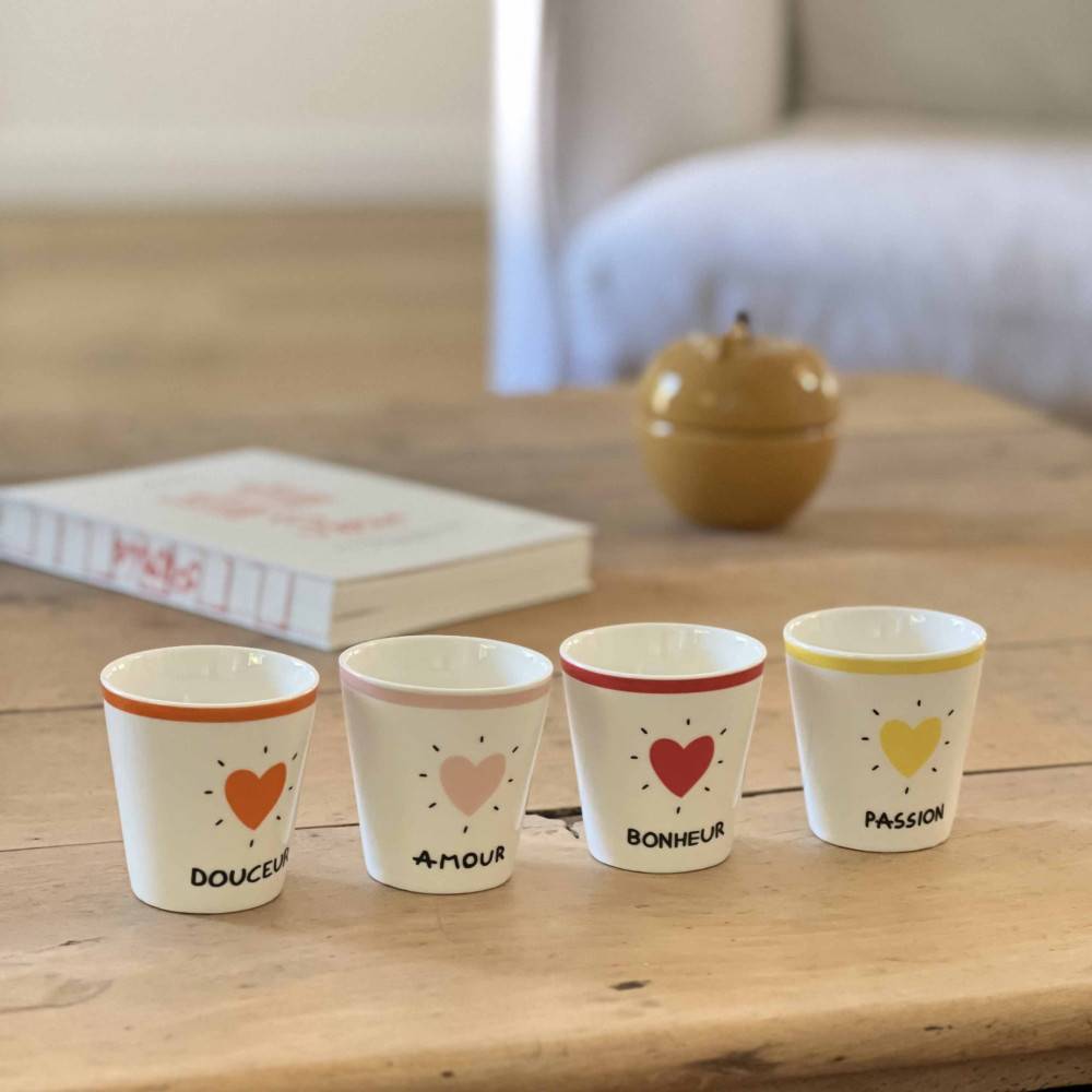 Set de 4 tasses Amour cœur | Scandimag Déco
